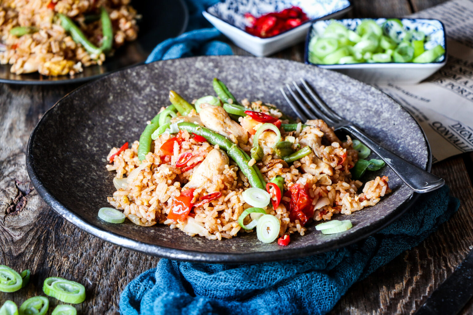 Thajská pražená ryža (Khao pad Gai) - Coolinári | food blog